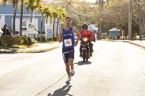 Pre-race favourite Sean Trott wins PHC Mile Run race - The Royal ...