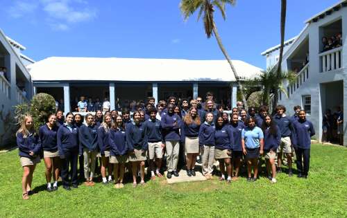 Warwick Academy graduates take final walk through school - The Royal ...