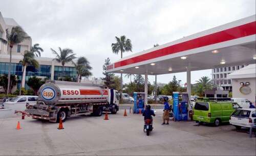 Motorists turned away from dry gas stations - The Royal Gazette ...