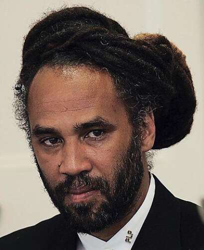 MP DeVent's reaction to Andre Curtis' campaigning draws comment online ...